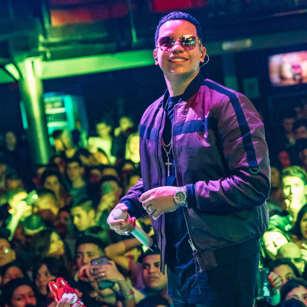 J Álvarez conquista Argentina con "Sold Outs" - Wow La Revista