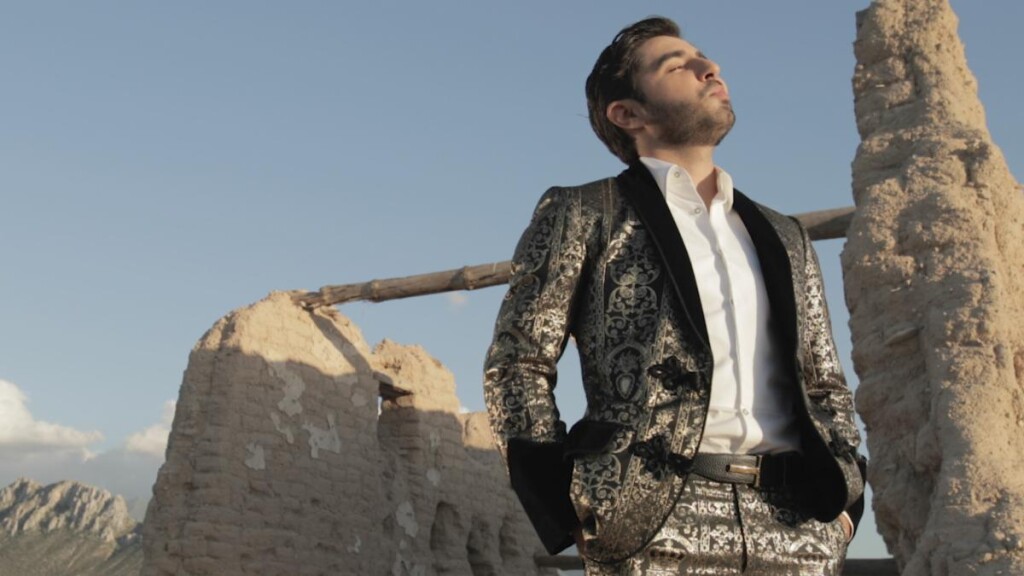 JOSS FAVELA estrena nuevo tema "Alguien Especial" - WOW La Revista